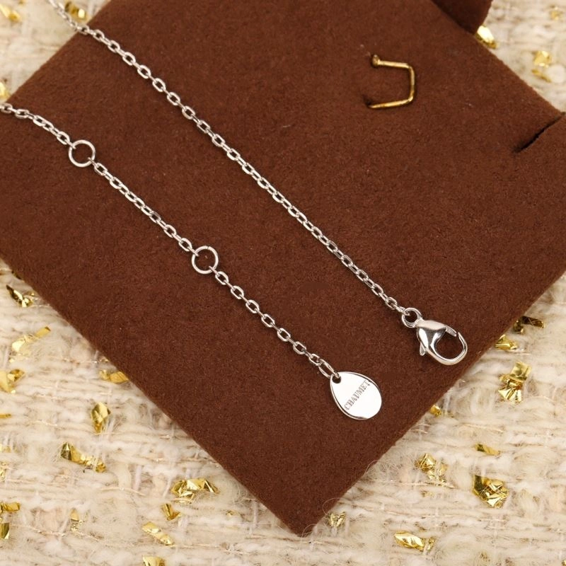 Budget-friendly Chaumet Necklaces
