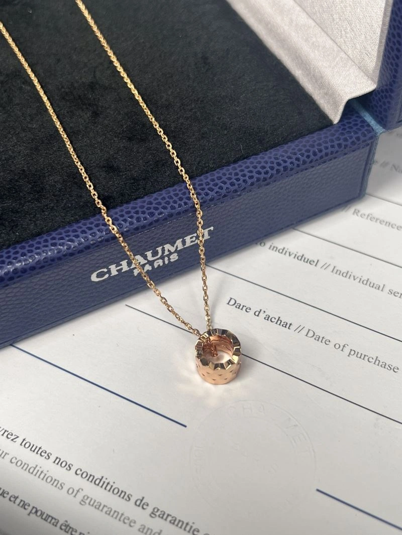 Official Chaumet Necklaces