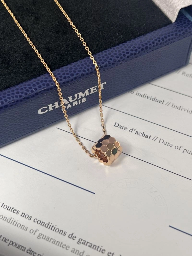 Official Chaumet Necklaces