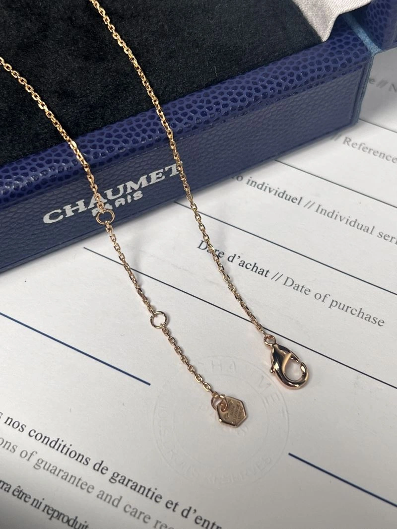 Official Chaumet Necklaces