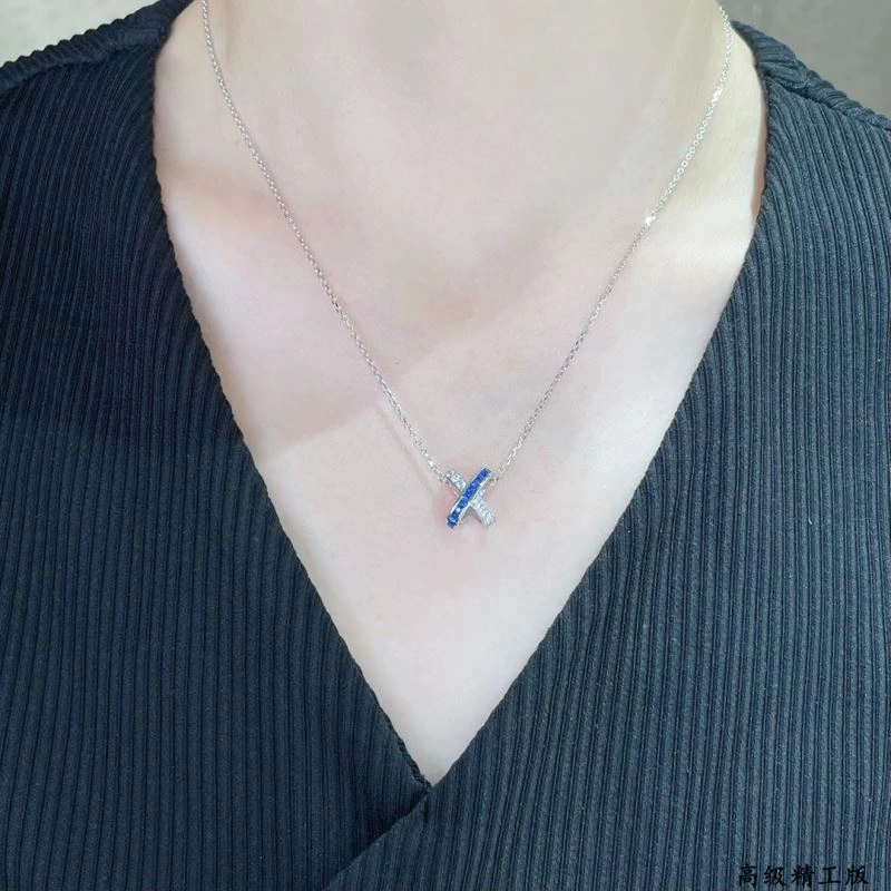Top match Chaumet Necklaces