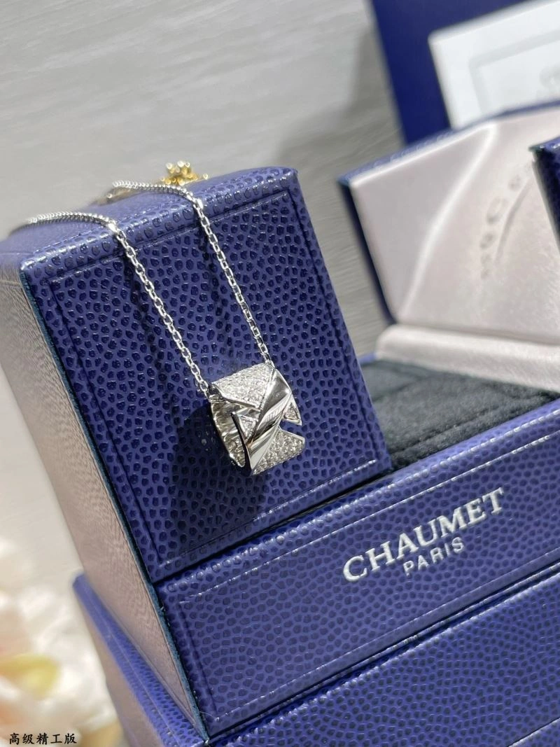 Precise copy Chaumet Necklaces