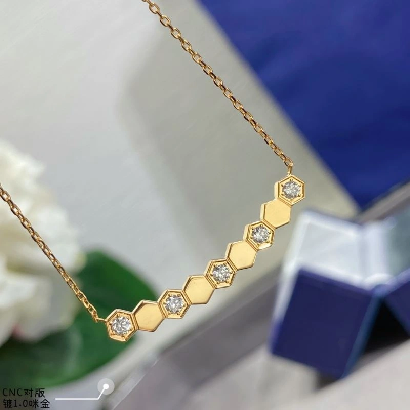 Top match Chaumet Necklaces