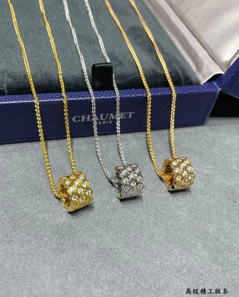 High accuracy Chaumet Necklaces