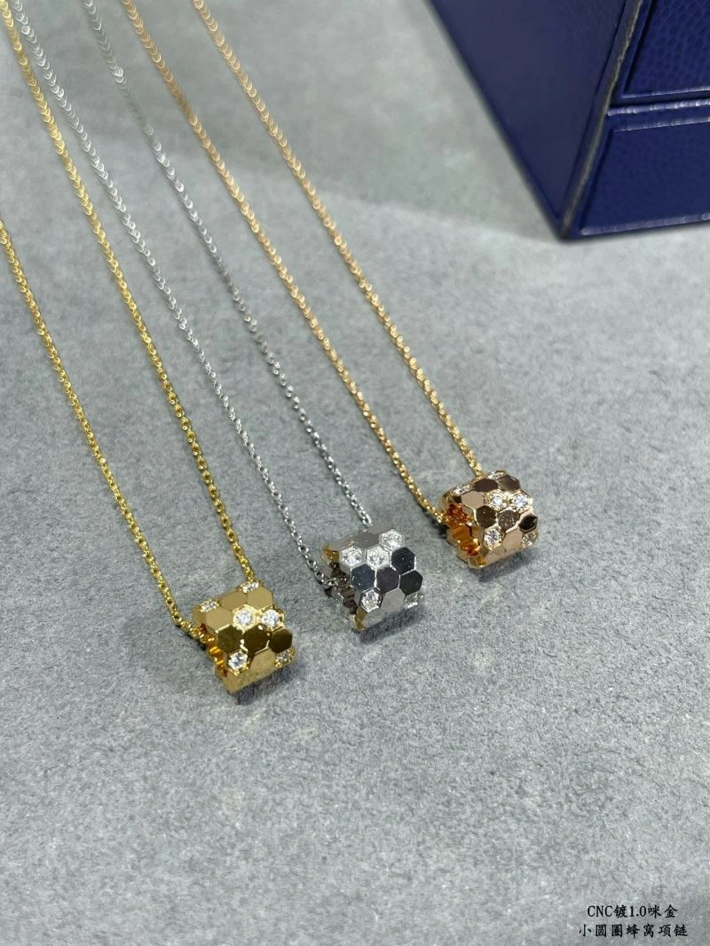 Discounted Chaumet Necklaces