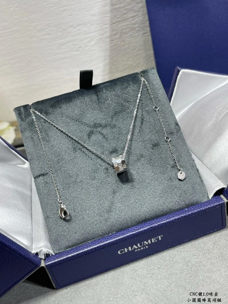 Discounted Chaumet Necklaces