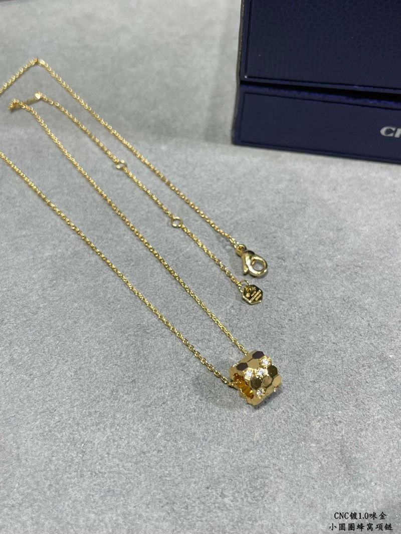 Discounted Chaumet Necklaces
