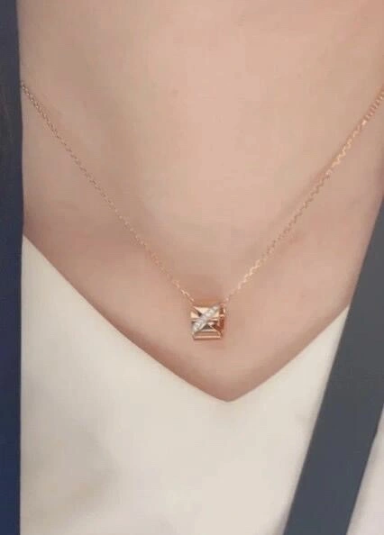 Brand-authenticated Chaumet Necklaces
