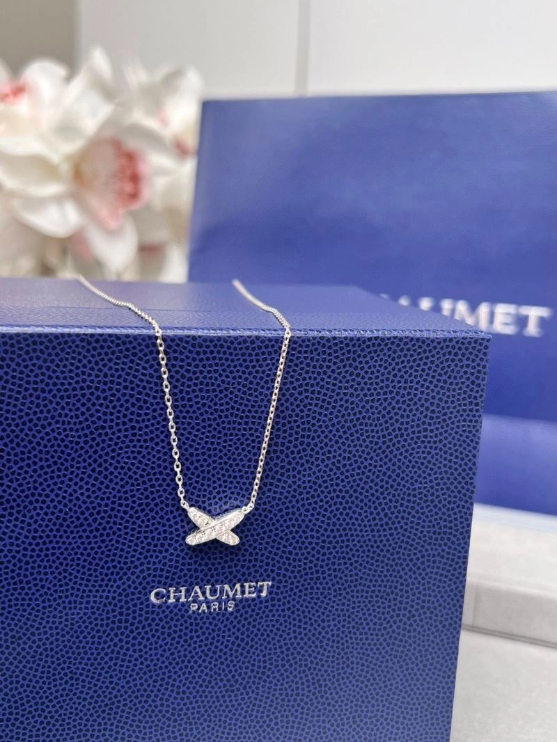 Low-cost Chaumet Necklaces