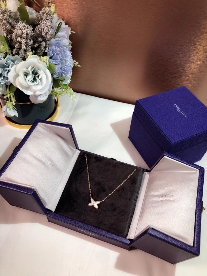 Mirror quality Chaumet Necklaces