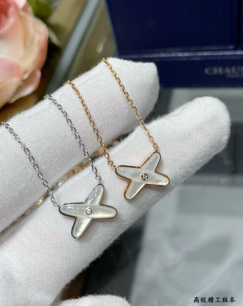Cut-rate Chaumet Necklaces