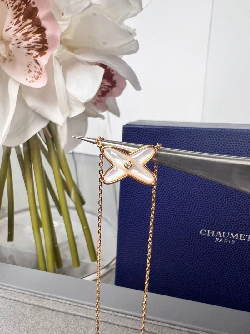 Budget-friendly Chaumet Necklaces