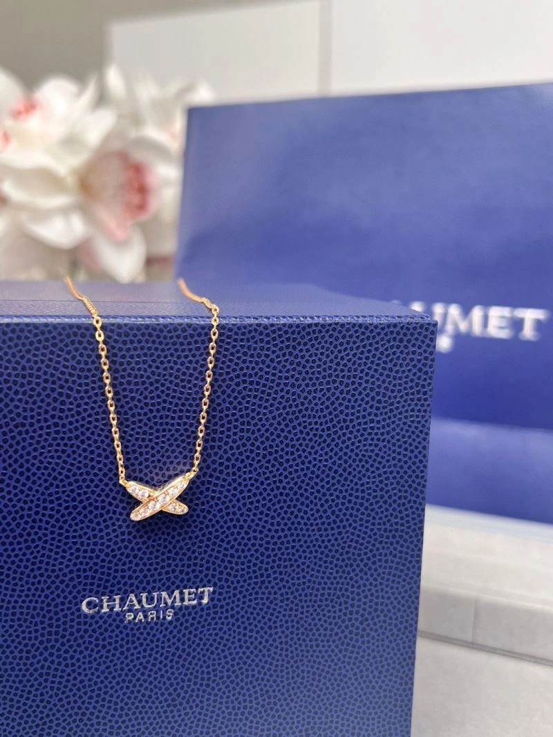 High fidelity Chaumet Necklaces