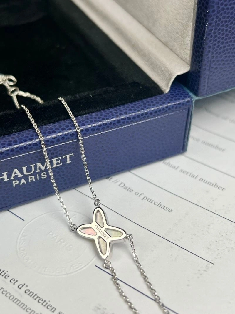 Top match Chaumet Necklaces