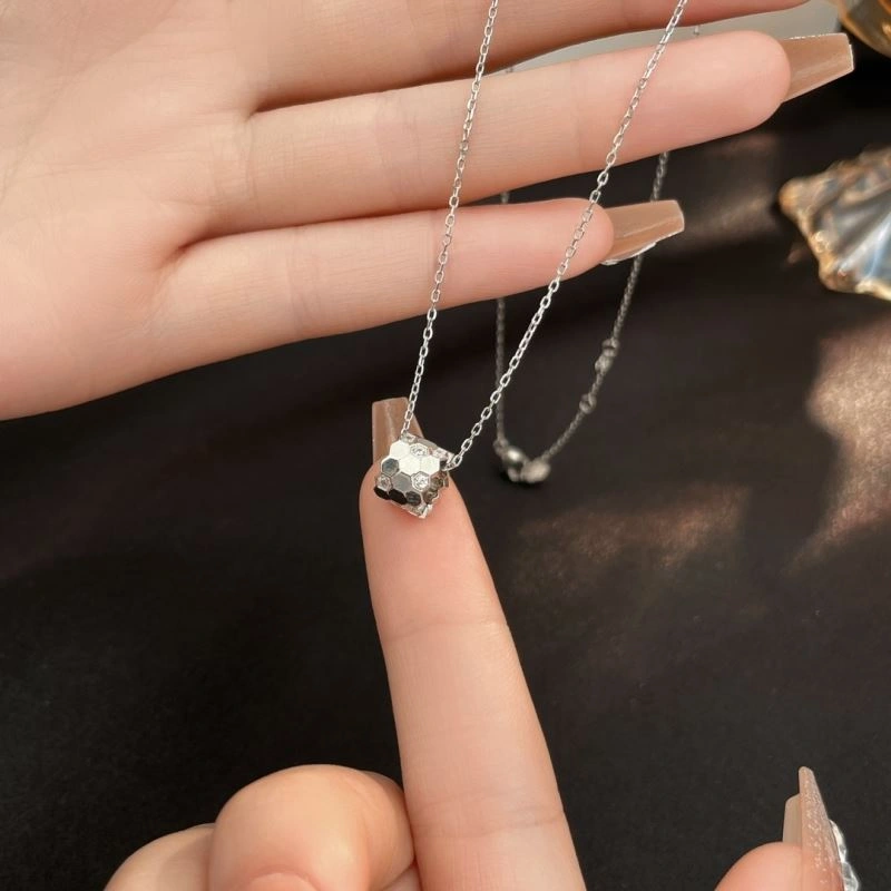 Precise copy Chaumet Necklaces
