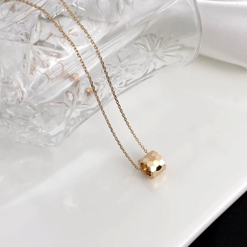 Exact replica Chaumet Necklaces