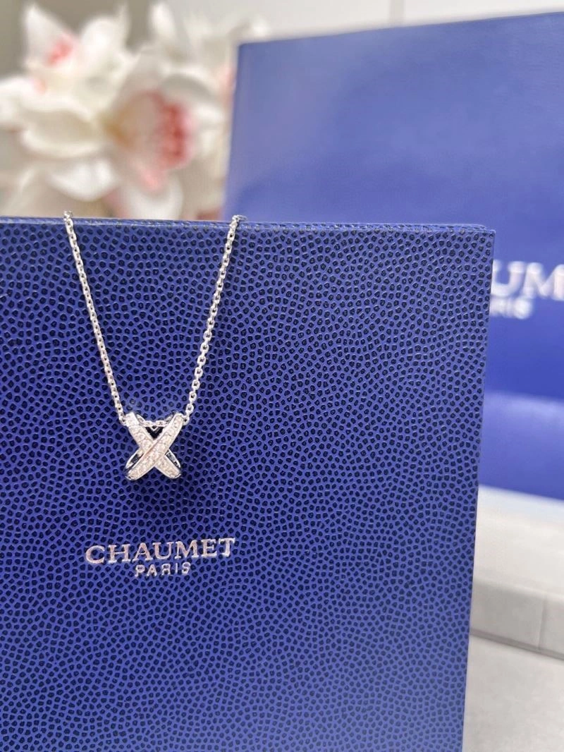 Top match Chaumet Necklaces