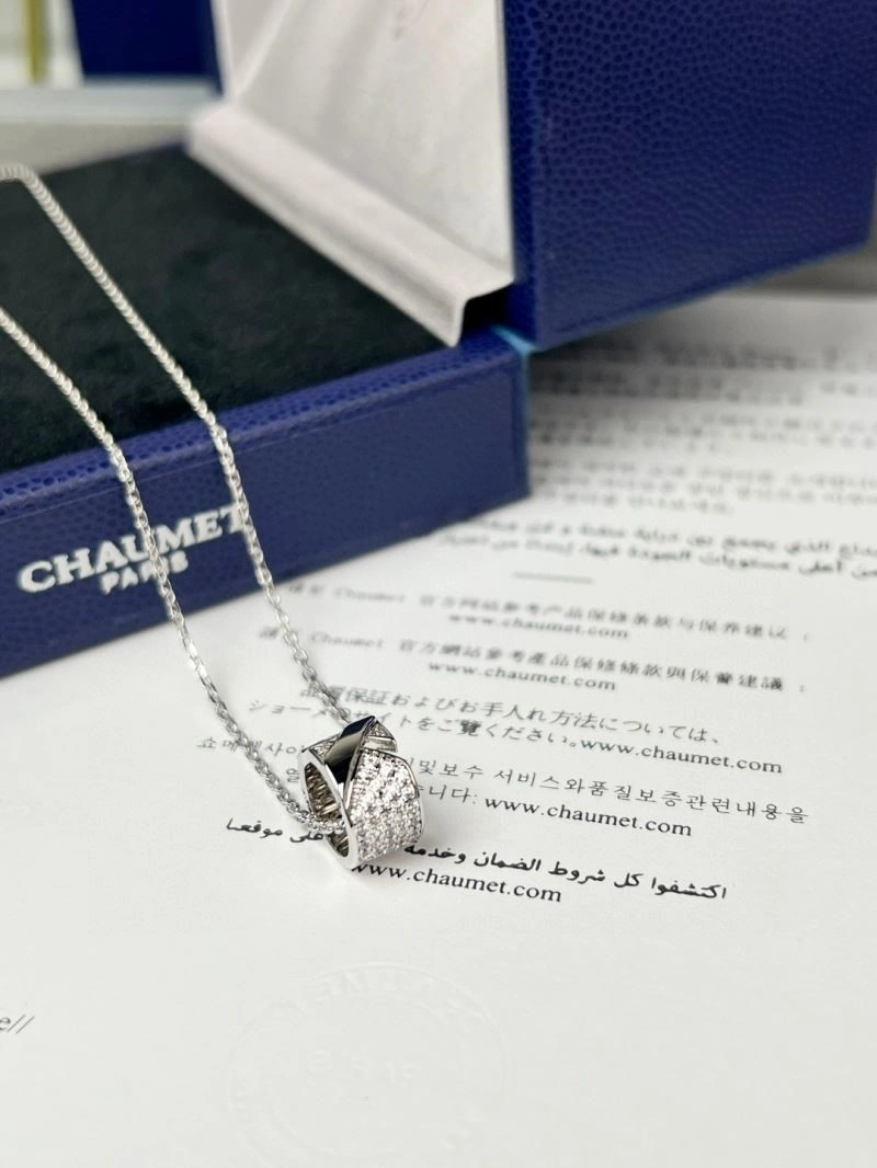 Top mirror Chaumet Necklaces