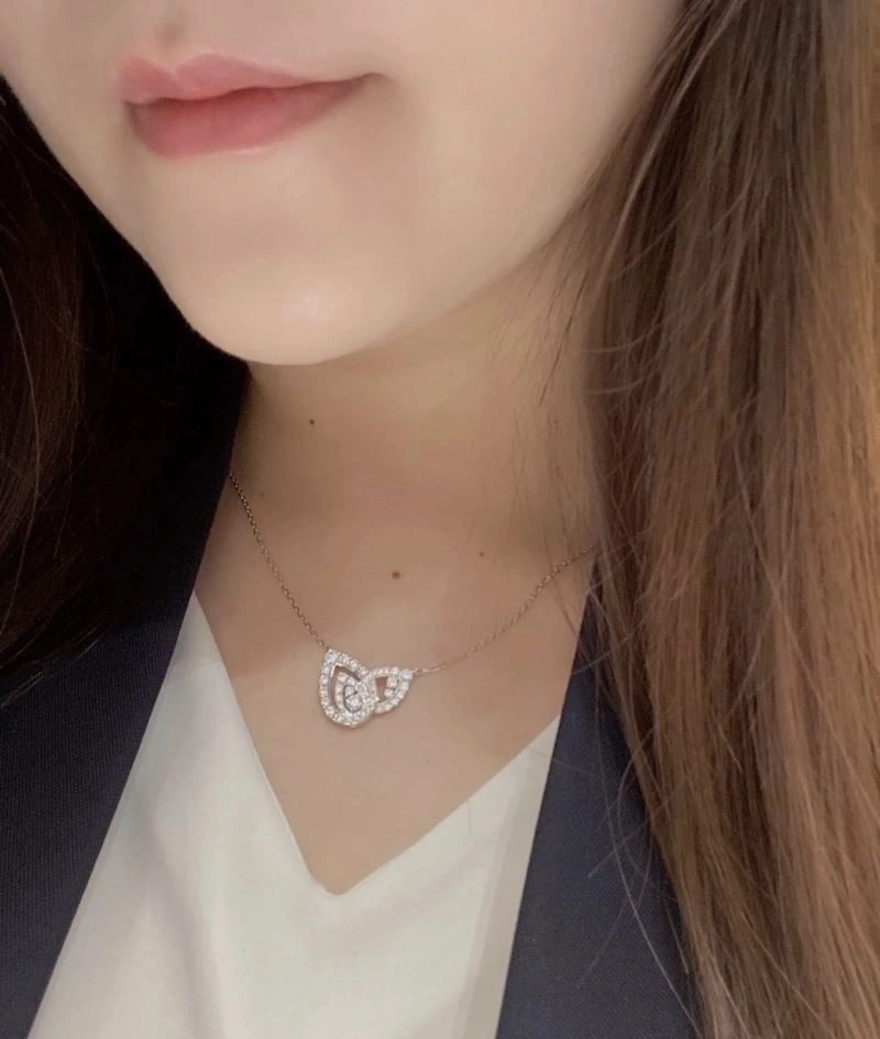 Top match Chaumet Necklaces