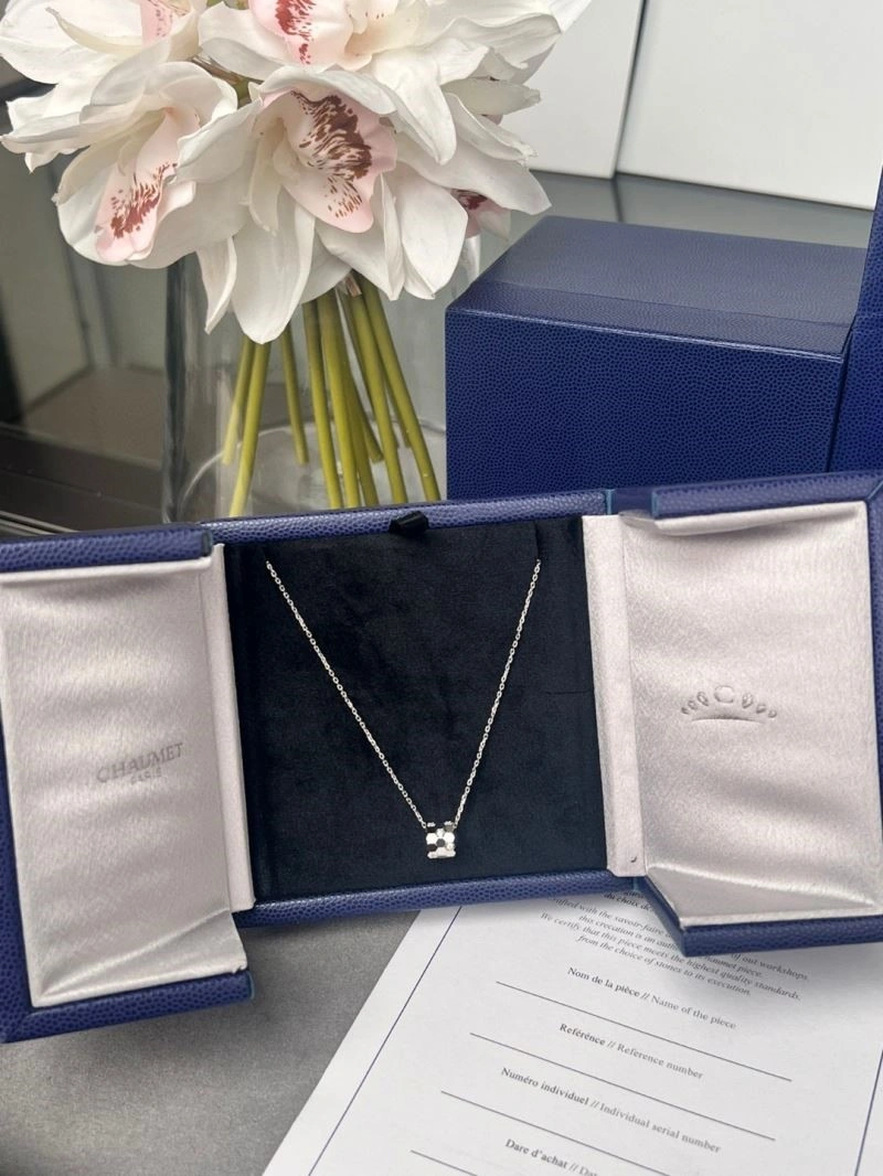 Precise copy Chaumet Necklaces