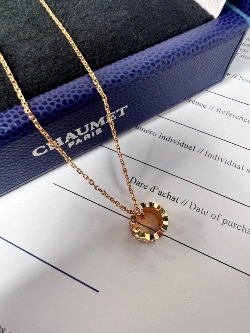 High fidelity Chaumet Necklaces