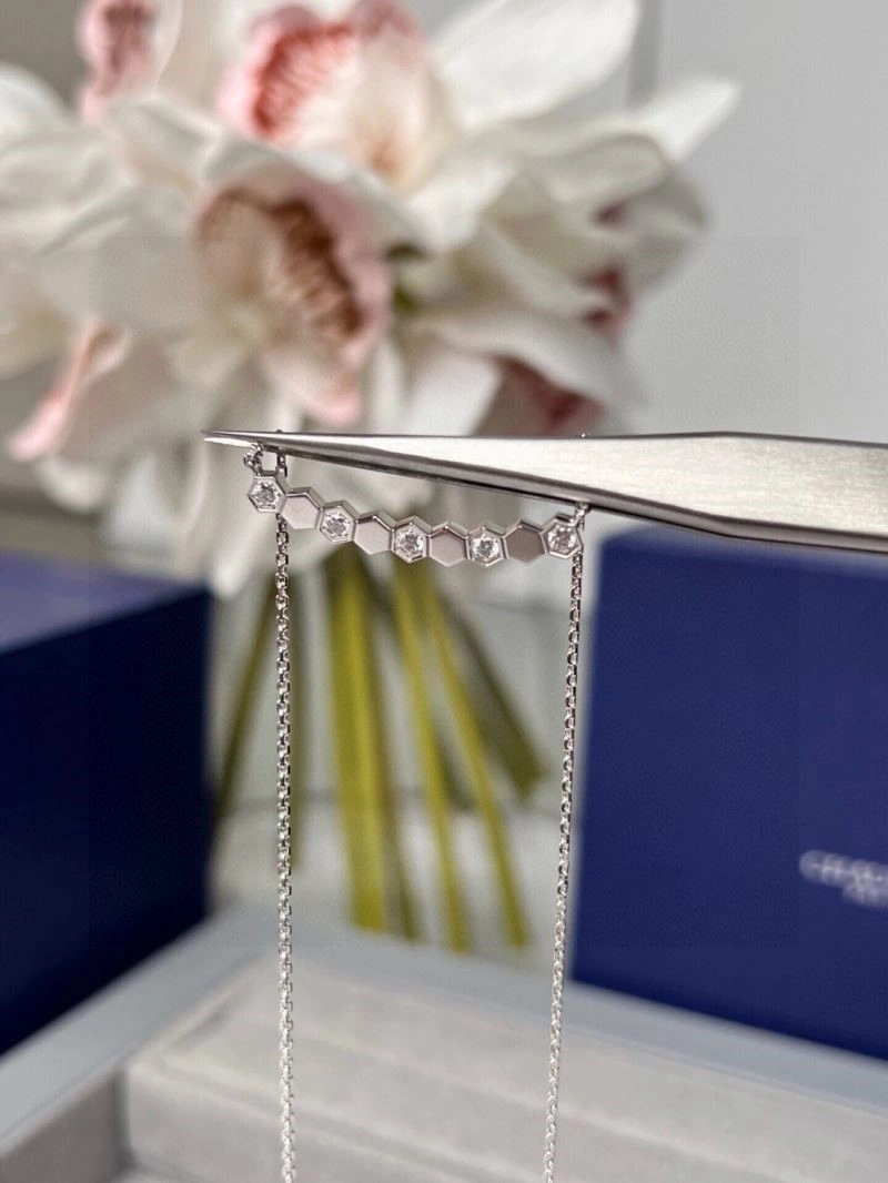 Precise copy Chaumet Necklaces