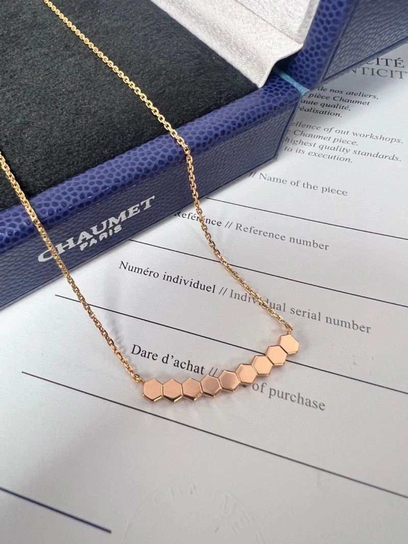 High accuracy Chaumet Necklaces