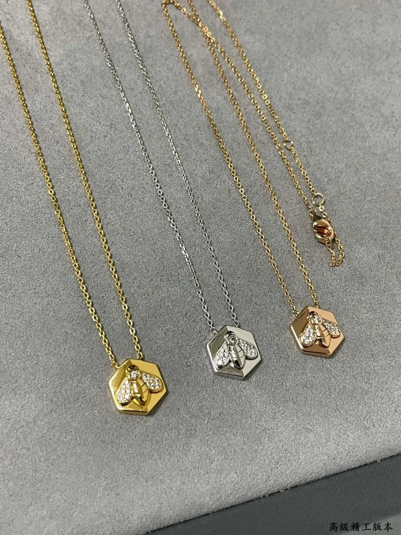 Brand-authenticated Chaumet Necklaces
