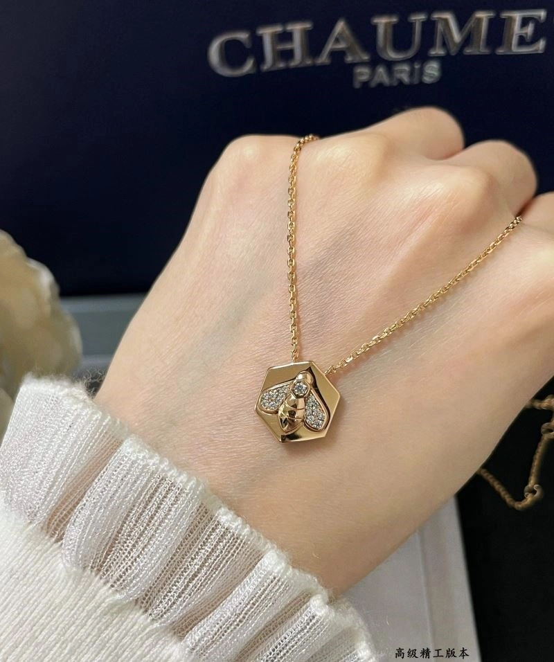 Brand-authenticated Chaumet Necklaces