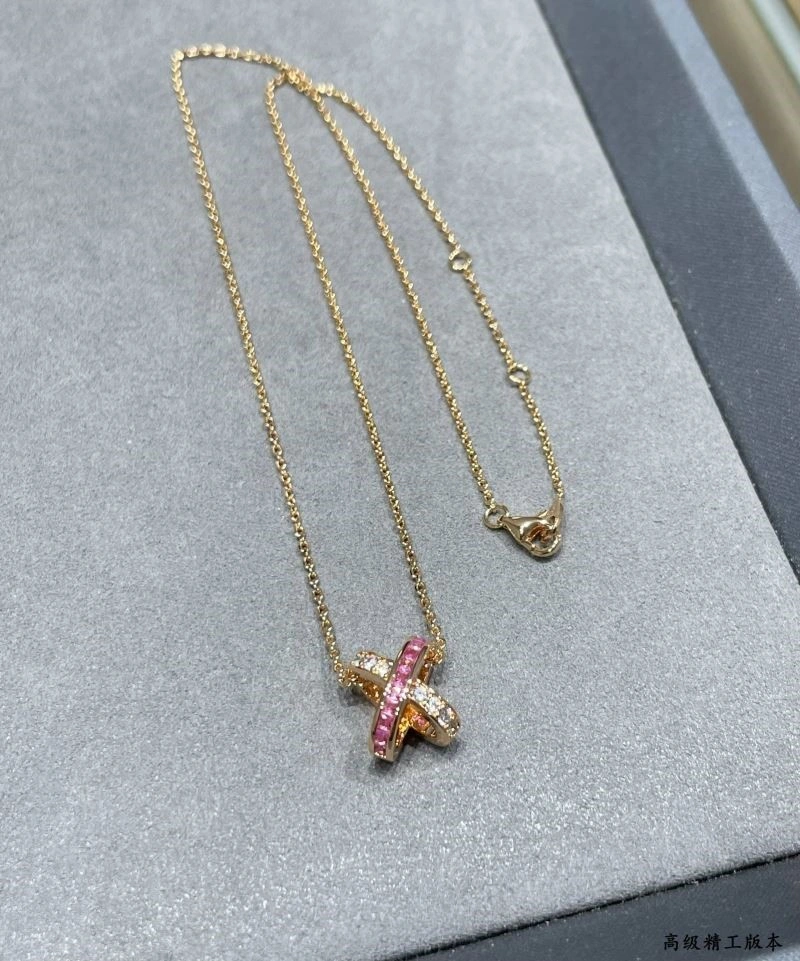 Bargain Chaumet Necklaces