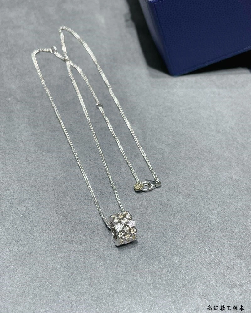 Precise copy Chaumet Necklaces