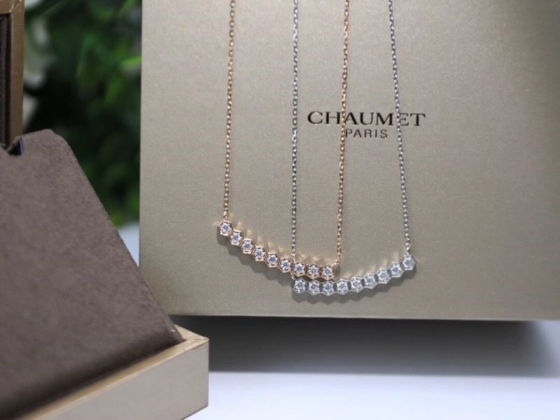 Factory-made Chaumet Necklaces