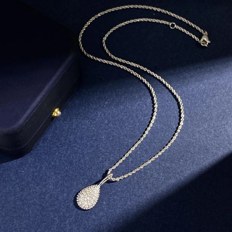 OEM Chaumet Necklaces
