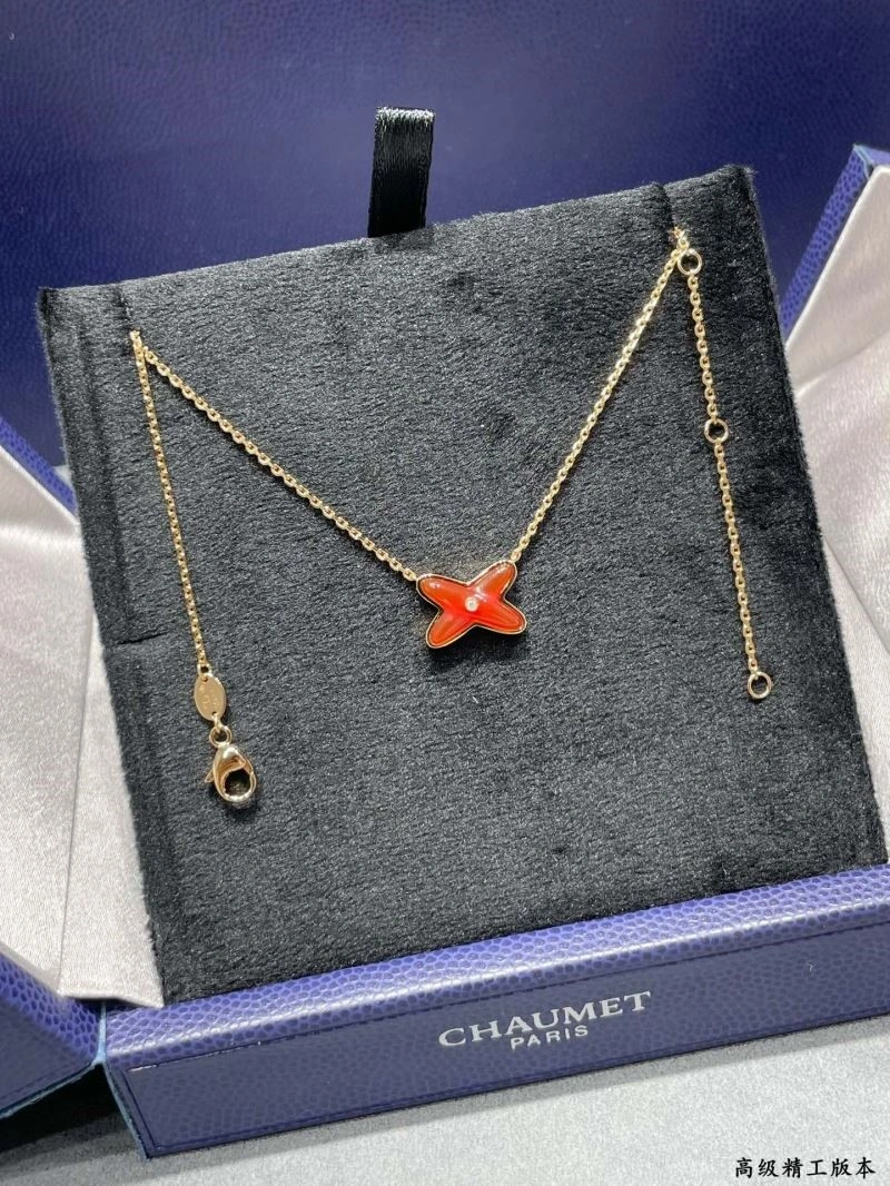 High fidelity Chaumet Necklaces