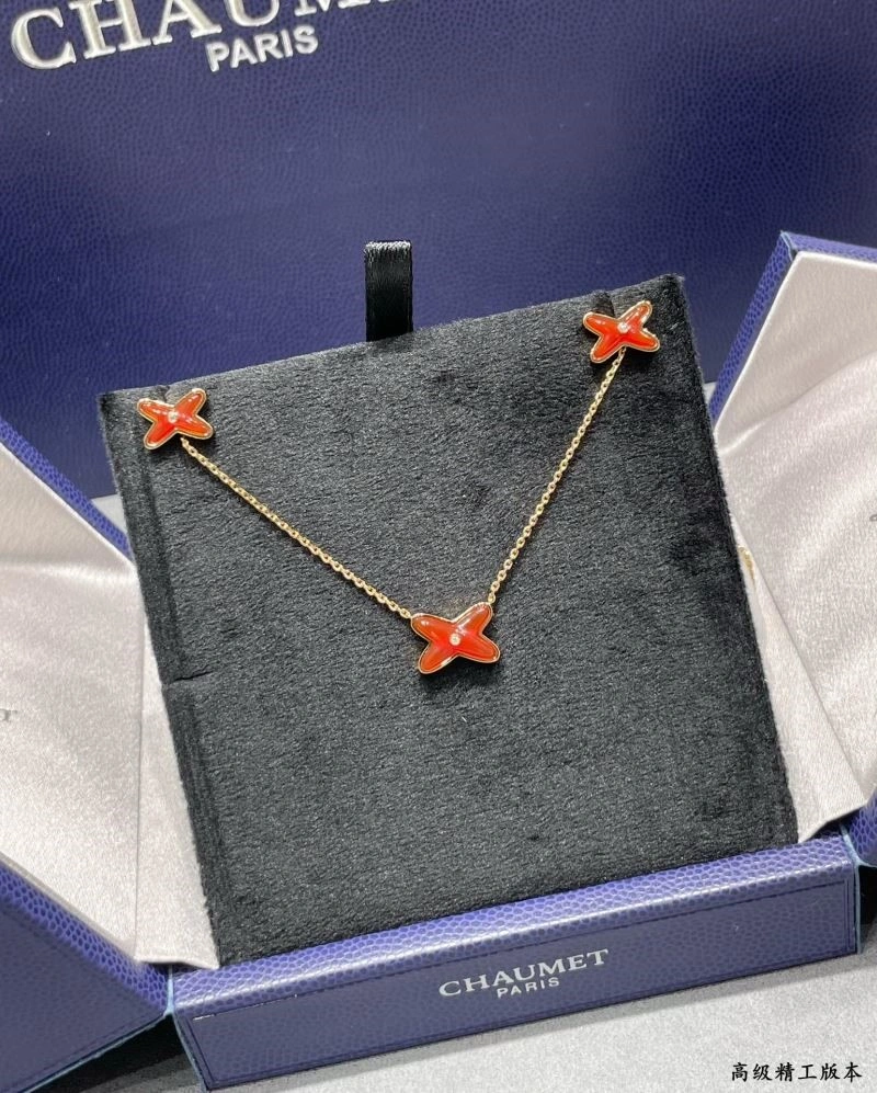 High fidelity Chaumet Necklaces