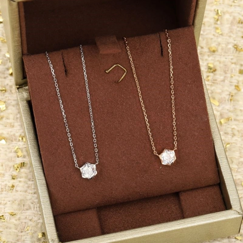 Top match Chaumet Necklaces