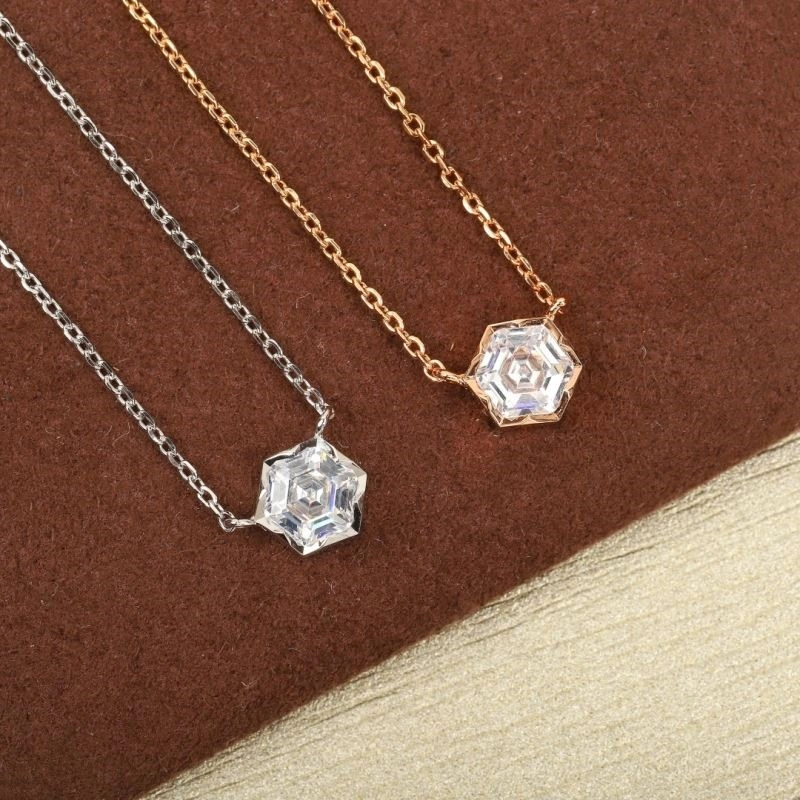 Top match Chaumet Necklaces