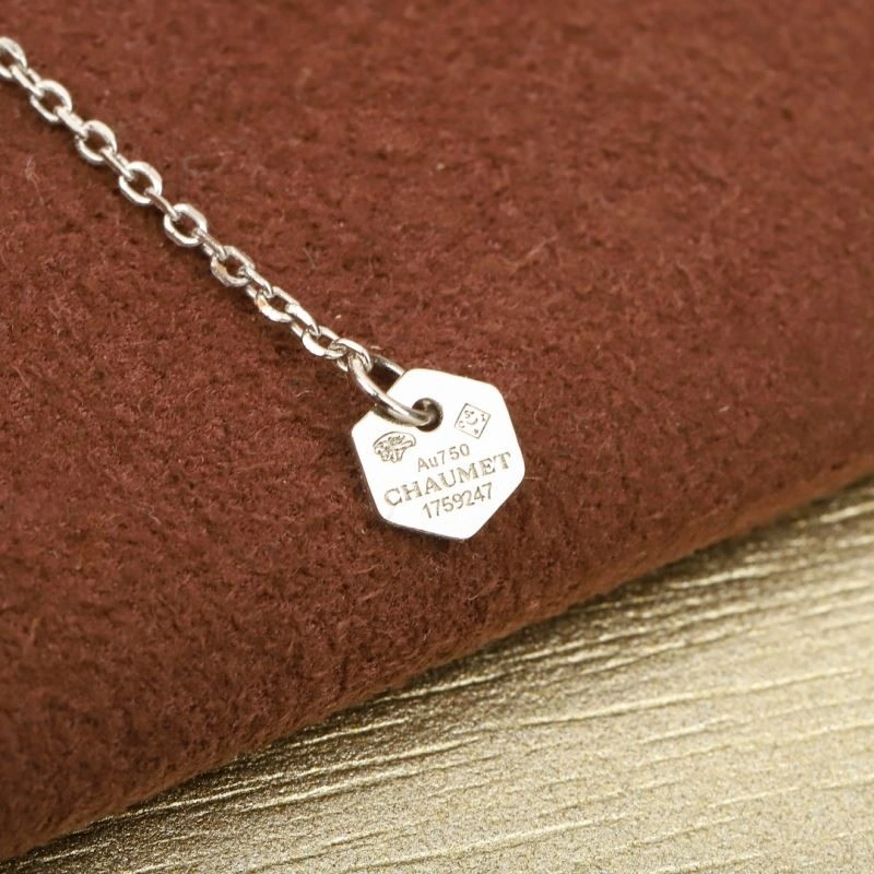 Top match Chaumet Necklaces