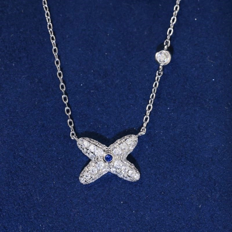 Brand-authenticated Chaumet Necklaces