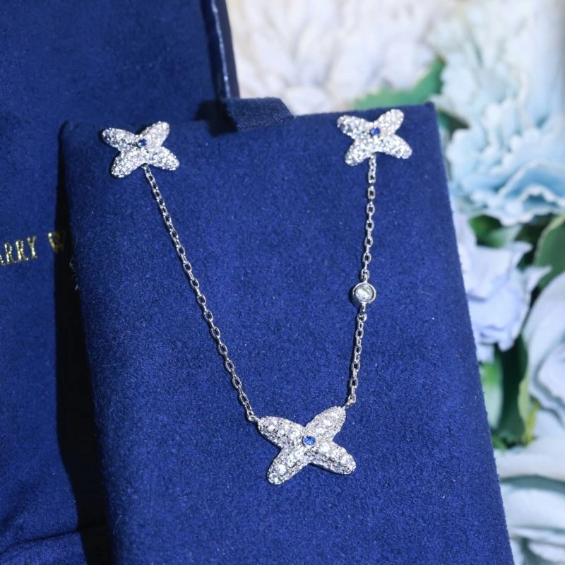 Brand-authenticated Chaumet Necklaces