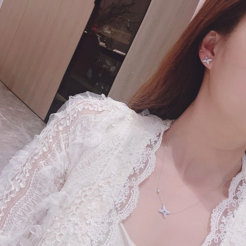 Brand-authenticated Chaumet Necklaces