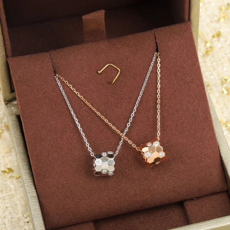 Perfect replica Chaumet Necklaces