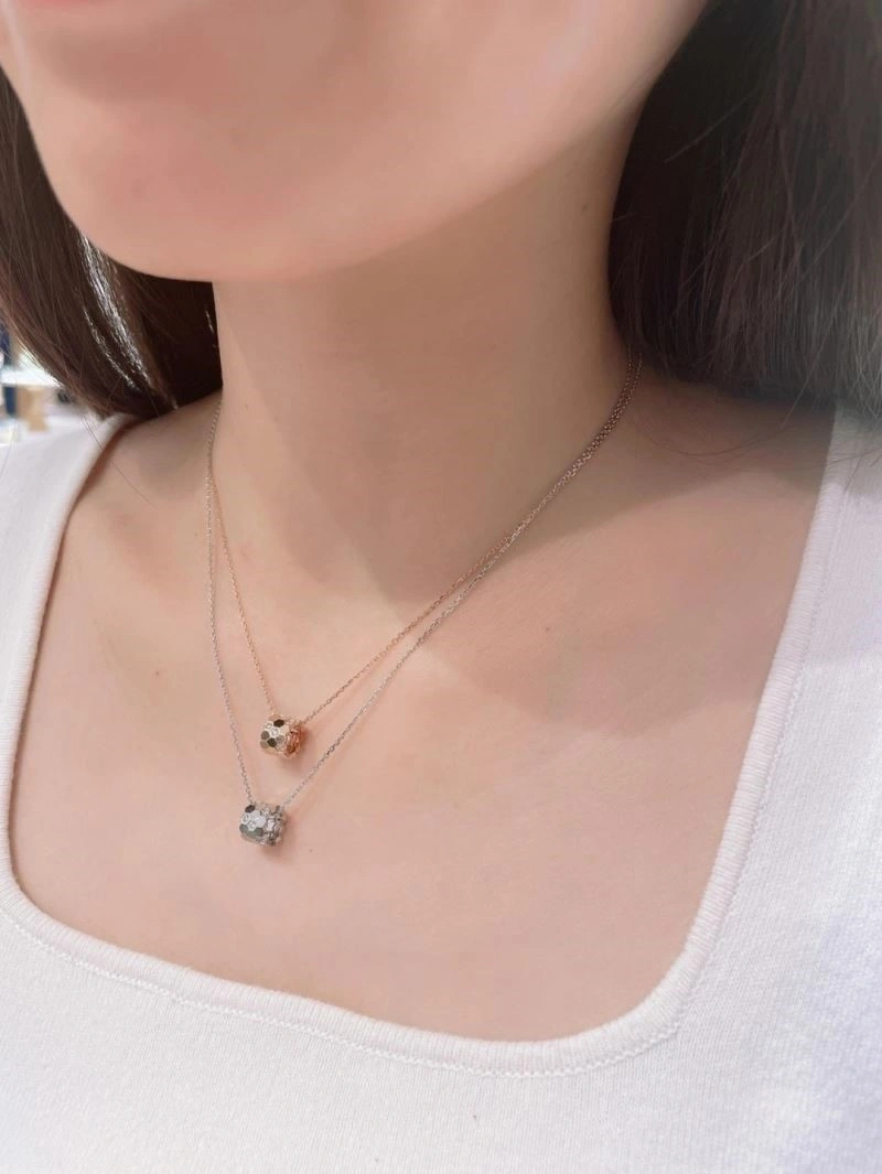 Perfect replica Chaumet Necklaces