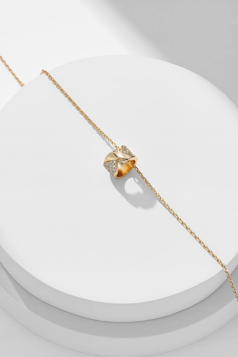 Mirror quality Chaumet Necklaces