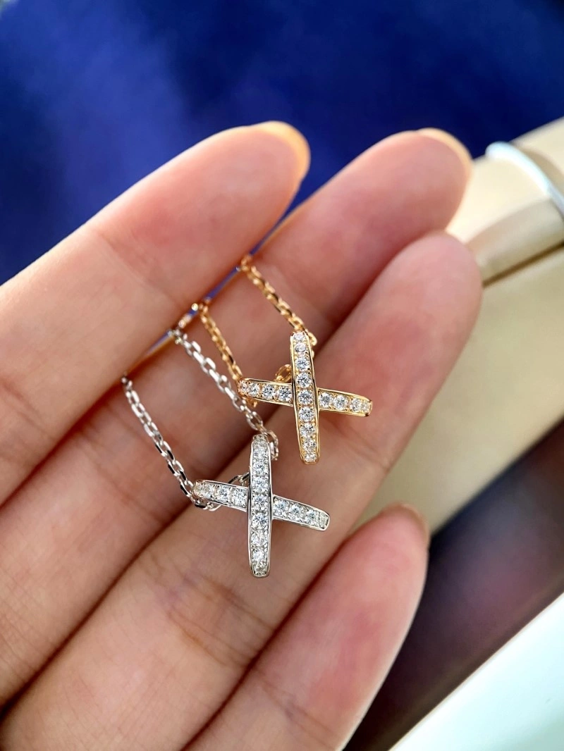 High accuracy Chaumet Necklaces