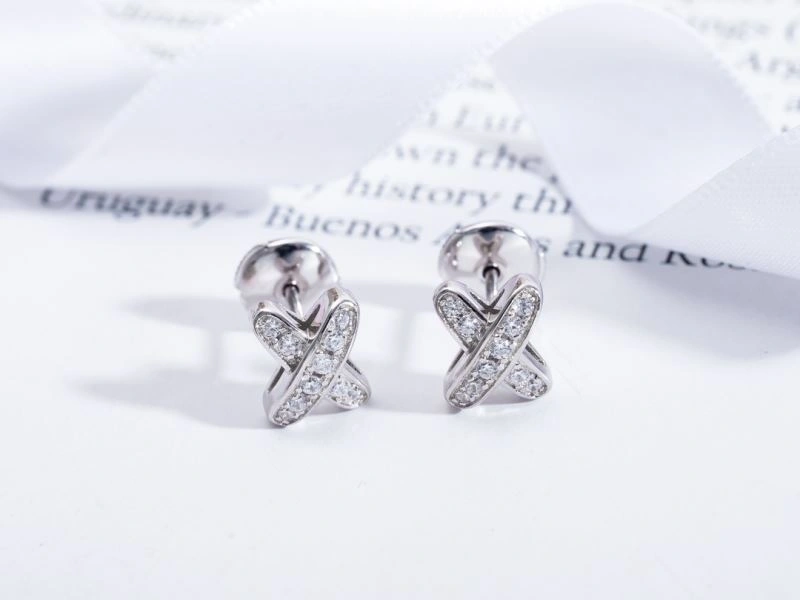Economical Chaumet Rings