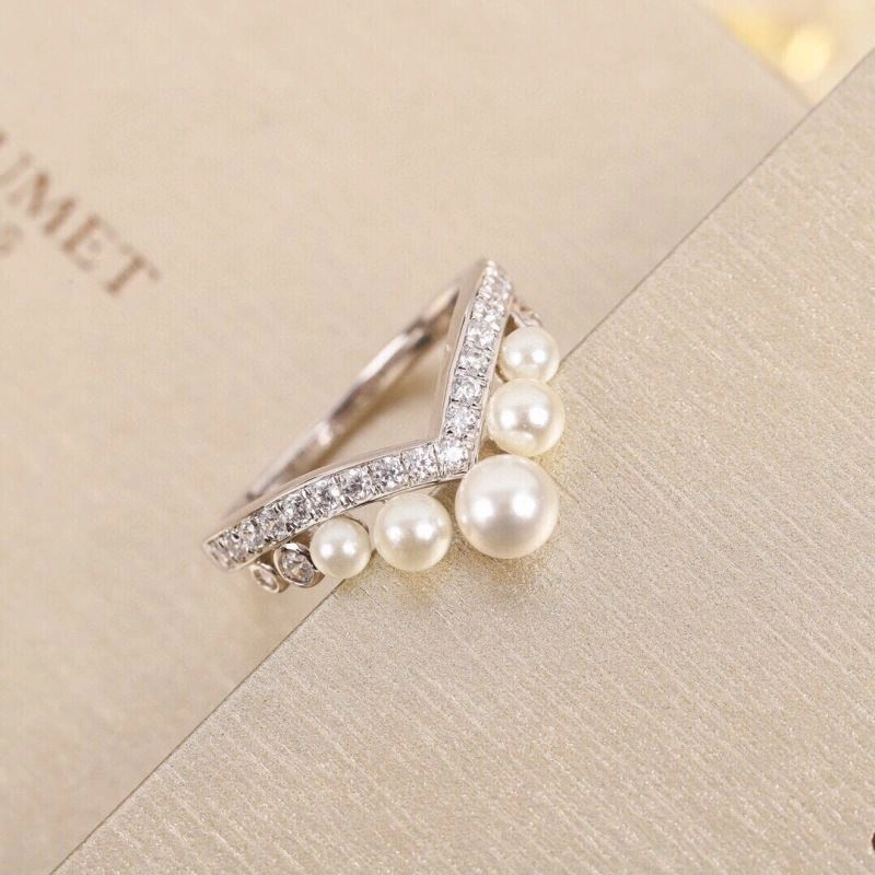 Cut-rate Chaumet Rings
