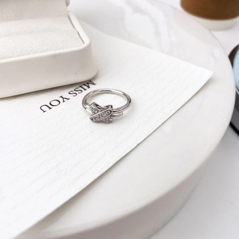 Real Chaumet Rings