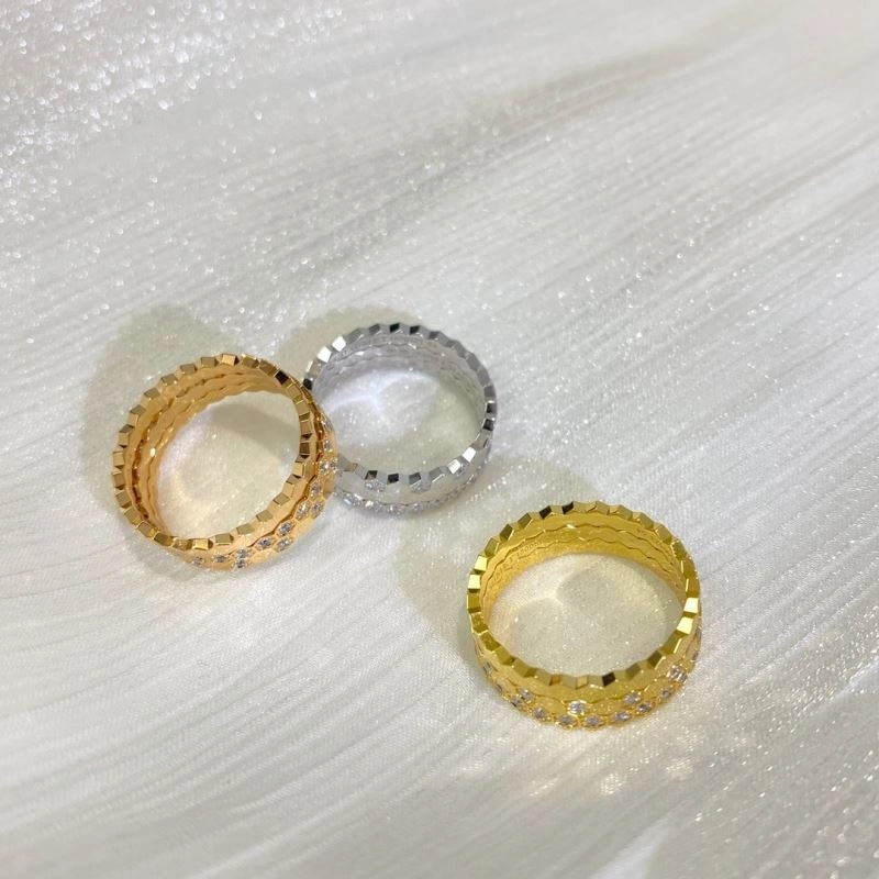Discounted Chaumet Rings