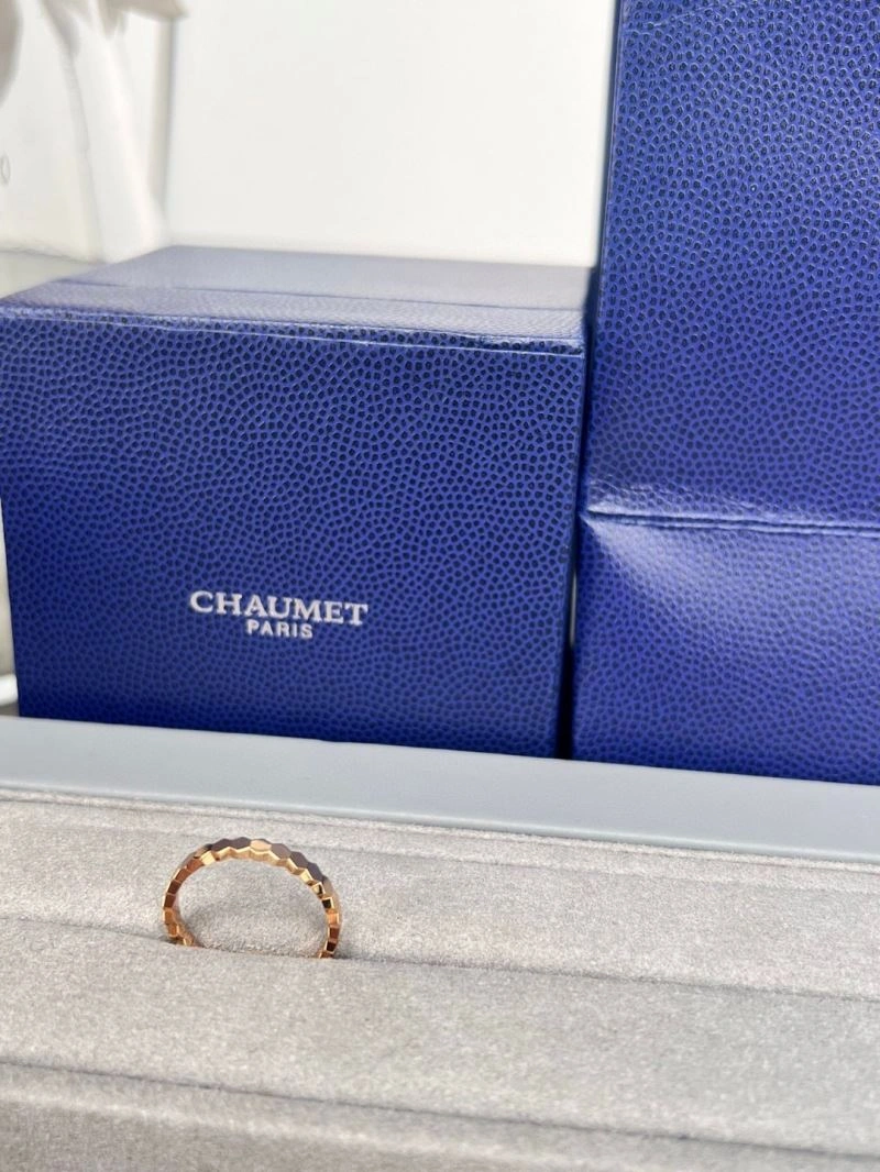 Economical Chaumet Rings